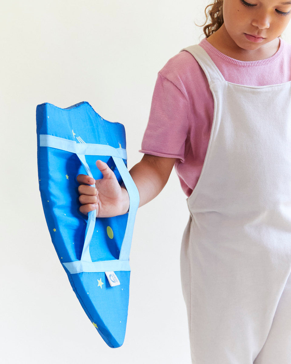 SARAH'S SILKS Star Sword & Shield Set – Noah's Toys